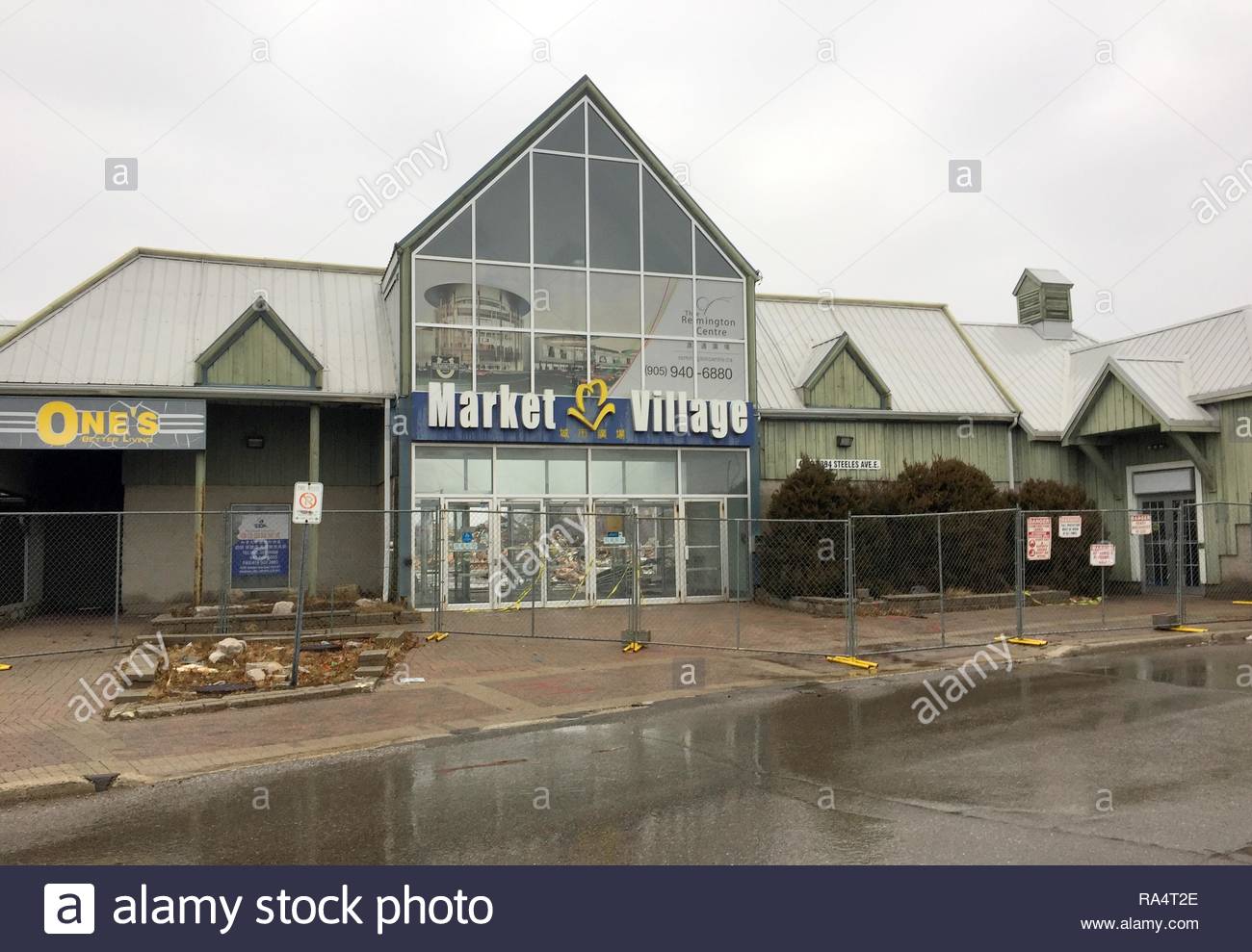 Shops Demolition Stock Photos & Shops Demolition Stock Images - Alamy