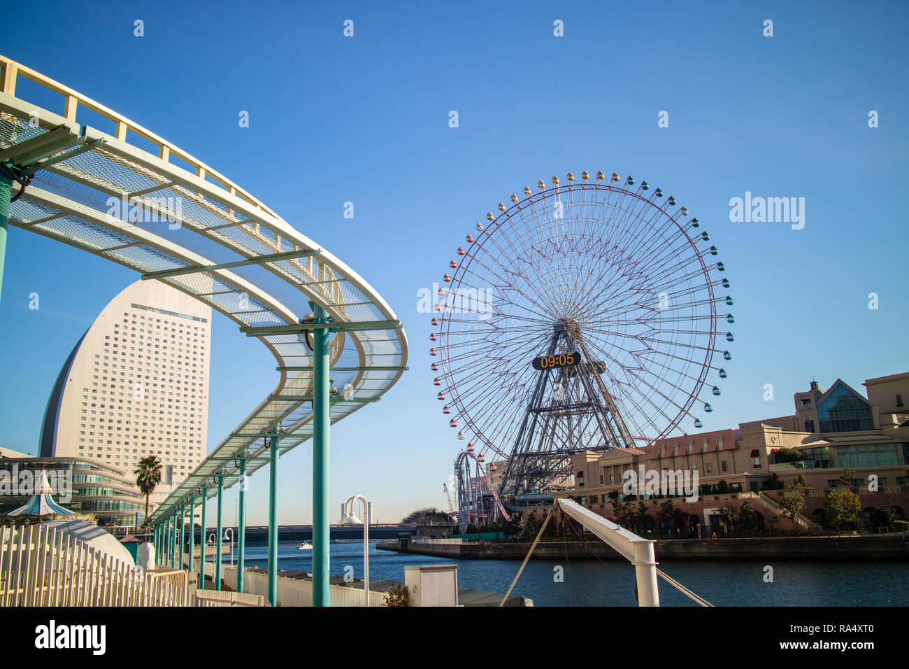 Cosmo clock 21 ferris wheel hi-res stock photography and images - Alamy