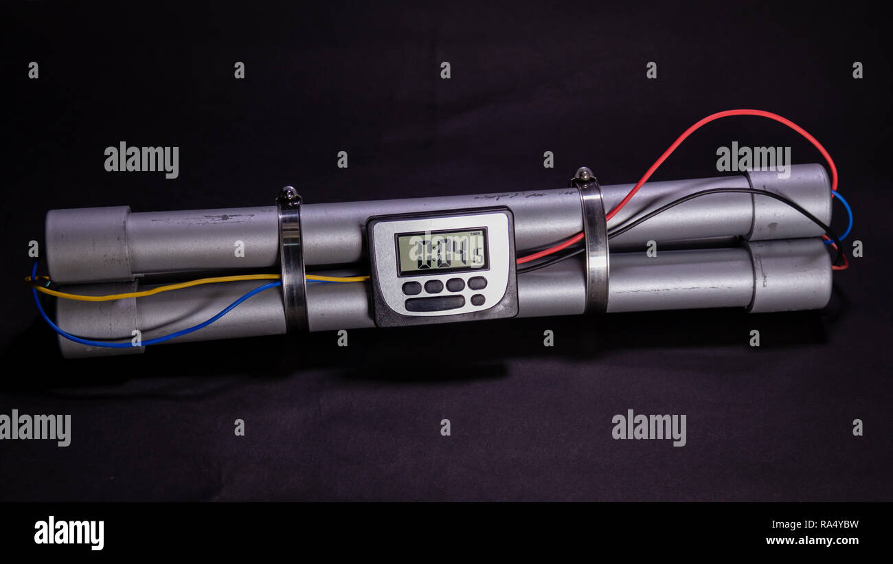 Pipe bomb with an lcd clock timer to trigger detonation on black ...