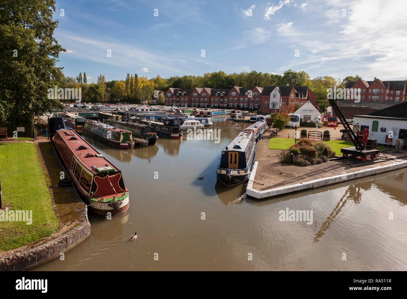 Braunston Marina and Wharf, Grand Union Canal, Braunston ...