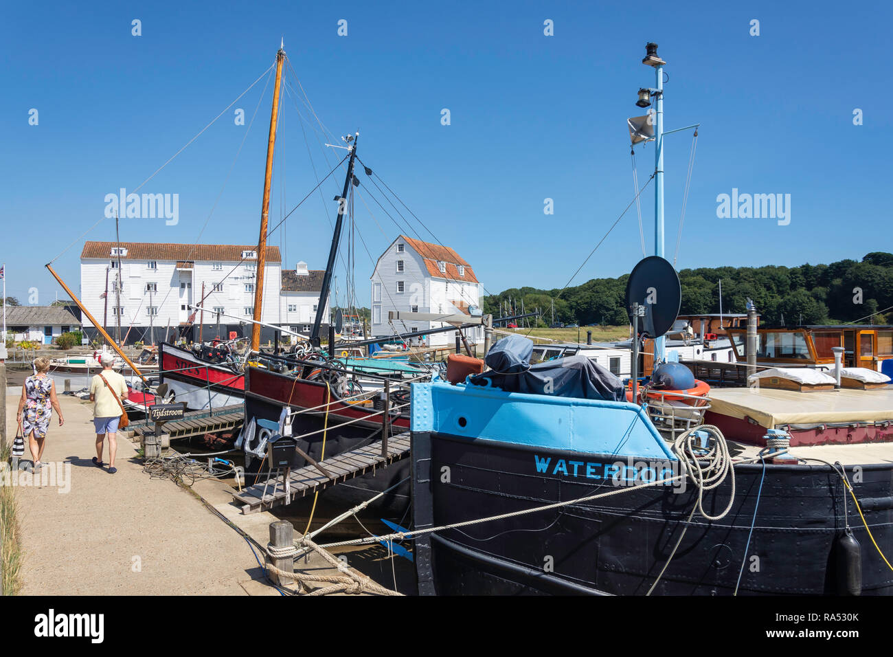 Places to visit in woodbridge hi-res stock photography and images - Alamy
