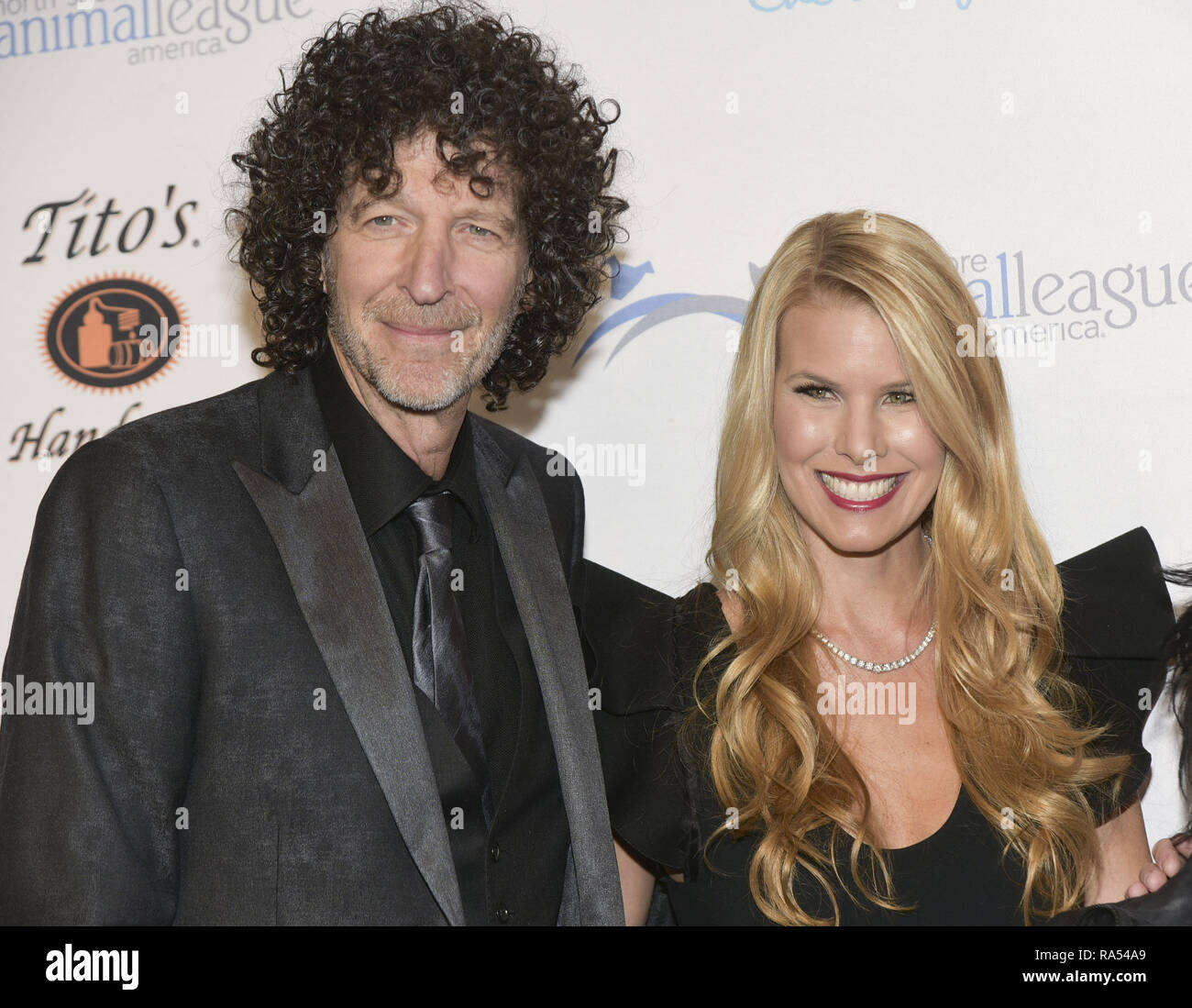 Wife of howard stern hi-res stock photography and images - Alamy