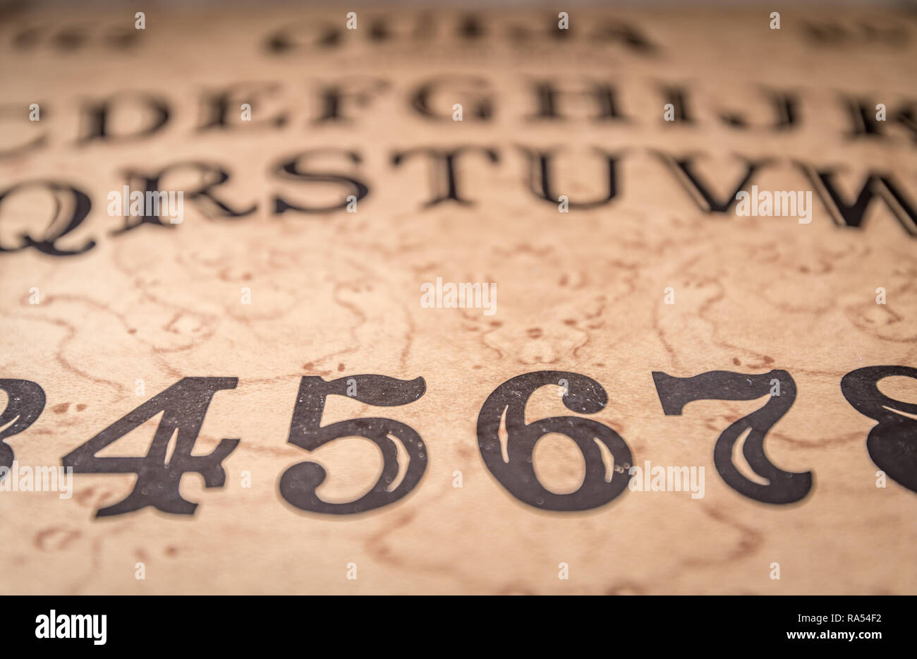 Oiuja board hi-res stock photography and images - Alamy