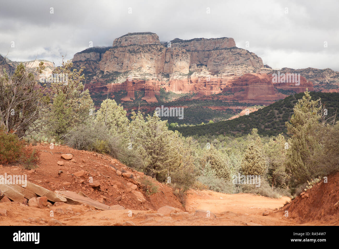 landscape of sedona arizona Stock Photo - Alamy