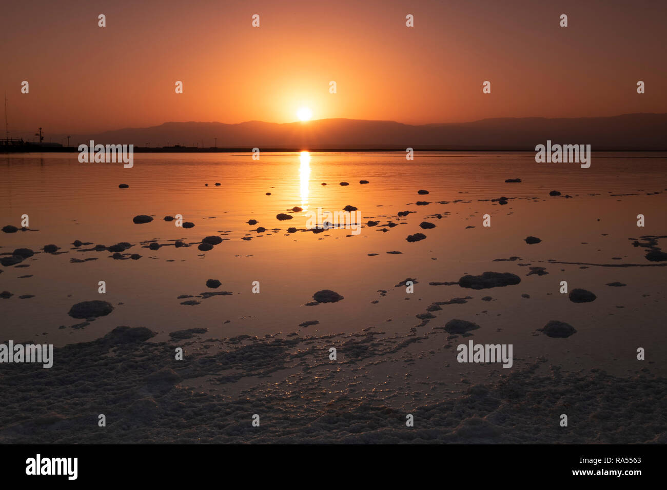 Dead sea wallpaper hi-res stock photography and images - Alamy