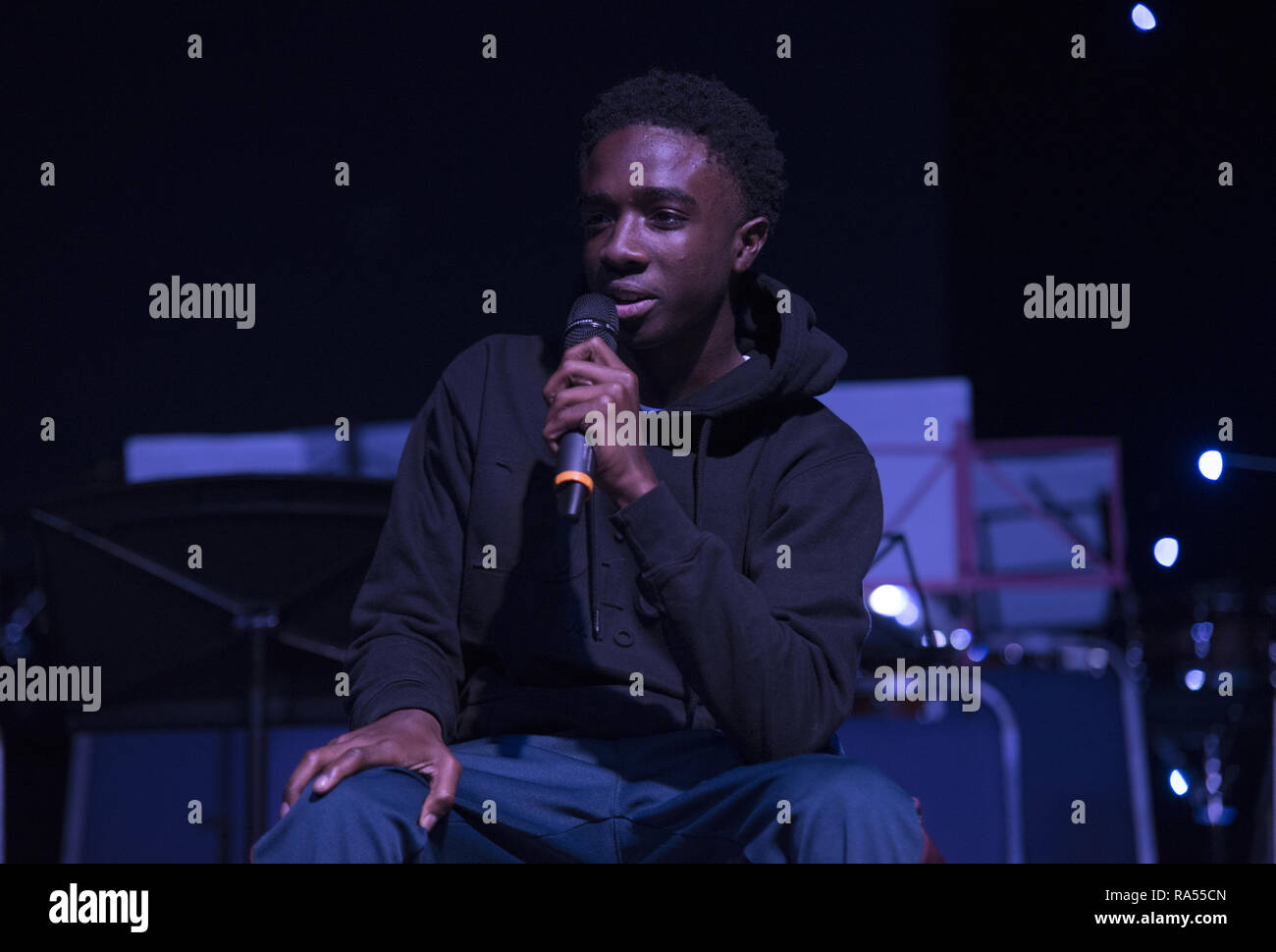 Sci-Fi celebrities meet fans at the For The Love Of Sci-Fi Convention ...