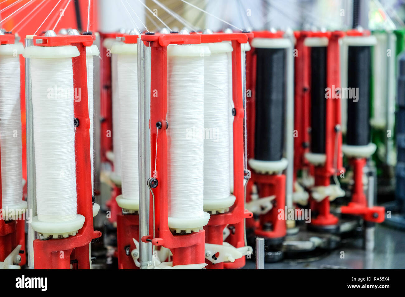 Industrial sewing machines hi-res stock photography and images - Alamy