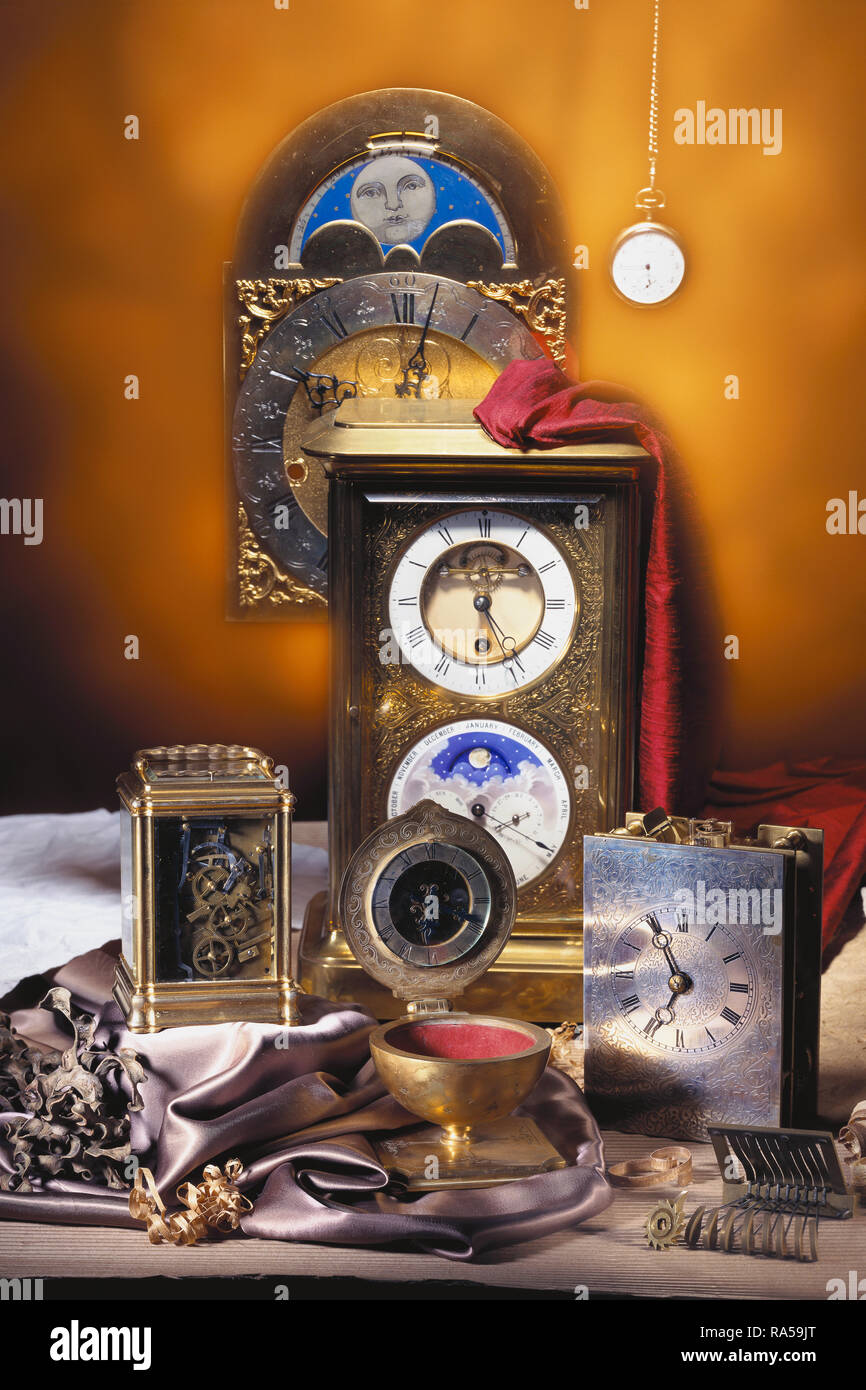 Antique Clocks High Resolution Stock Photography and Images - Alamy