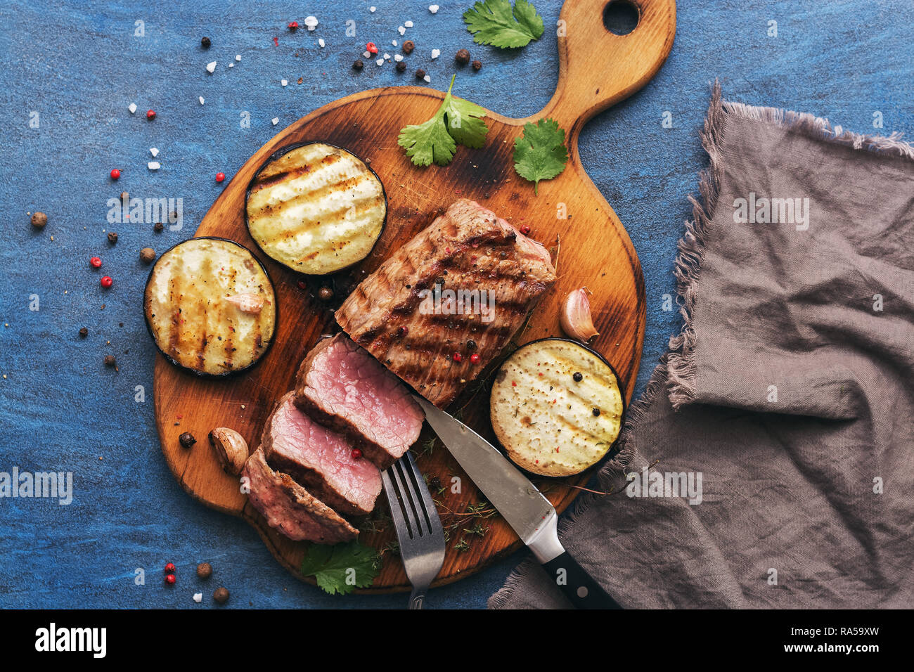 Rare beef steak hi-res stock photography and images - Alamy