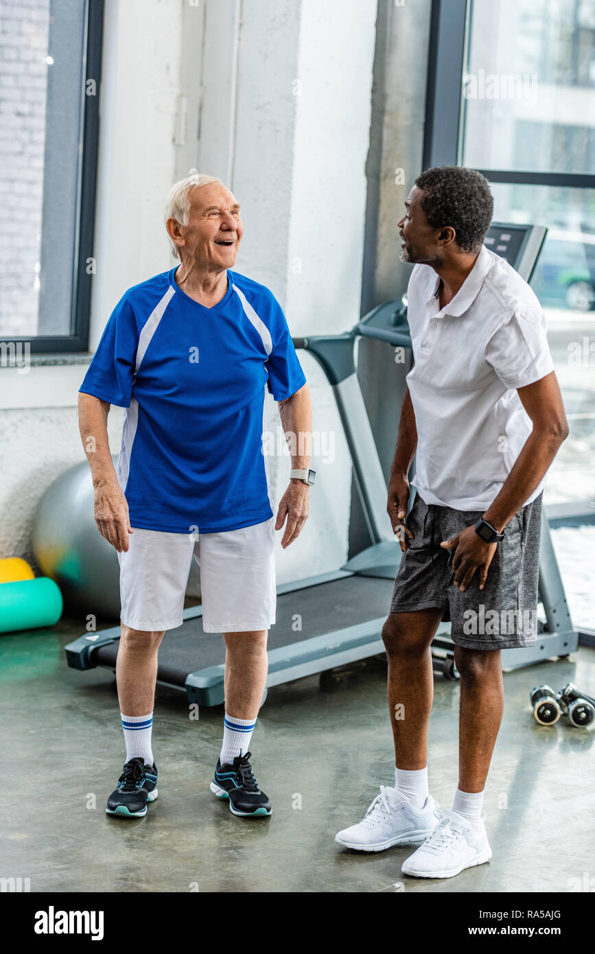 Black athletes talking hi-res stock photography and images - Alamy