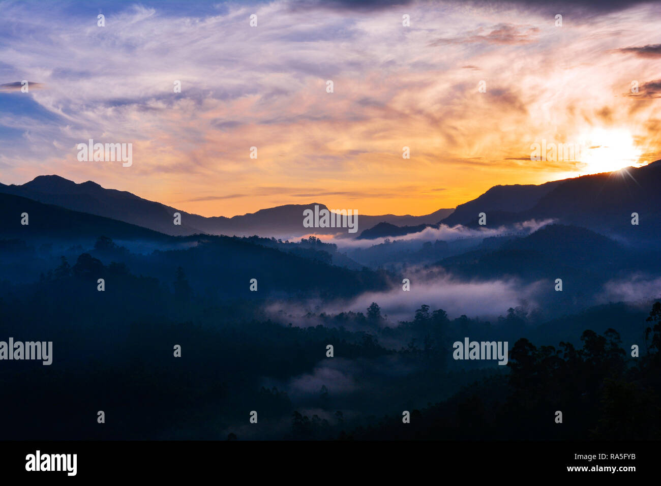 Station blue hill sunset hi-res stock photography and images - Alamy