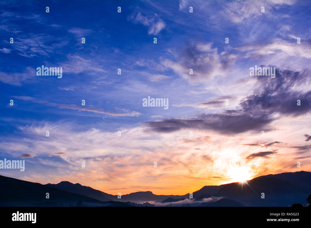 Station blue hill sunset hi-res stock photography and images - Alamy