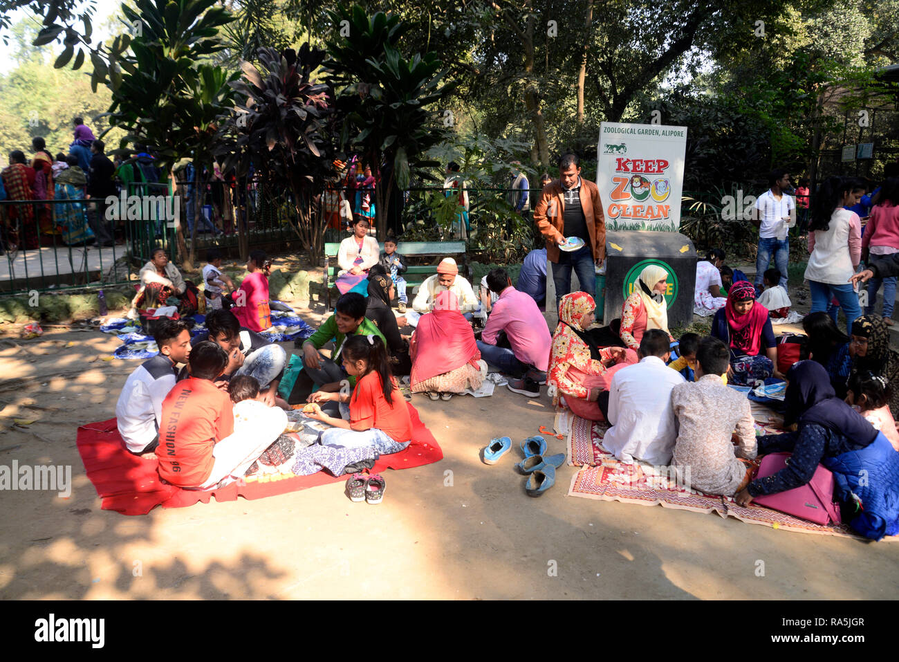 Alipore zoo hi-res stock photography and images - Alamy