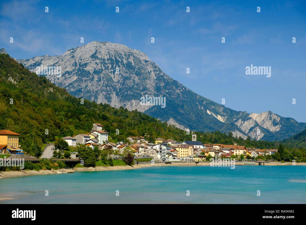 Lago Barcis reservoir, Barcis, on the Torrente Cellina river, Val ...