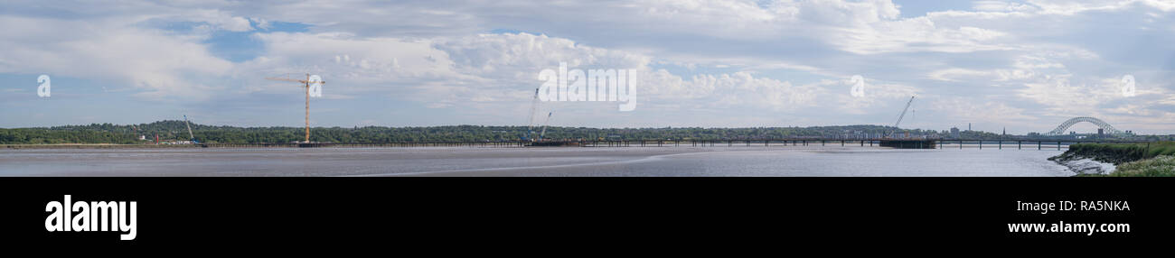 New runcorn bridge hi-res stock photography and images - Alamy