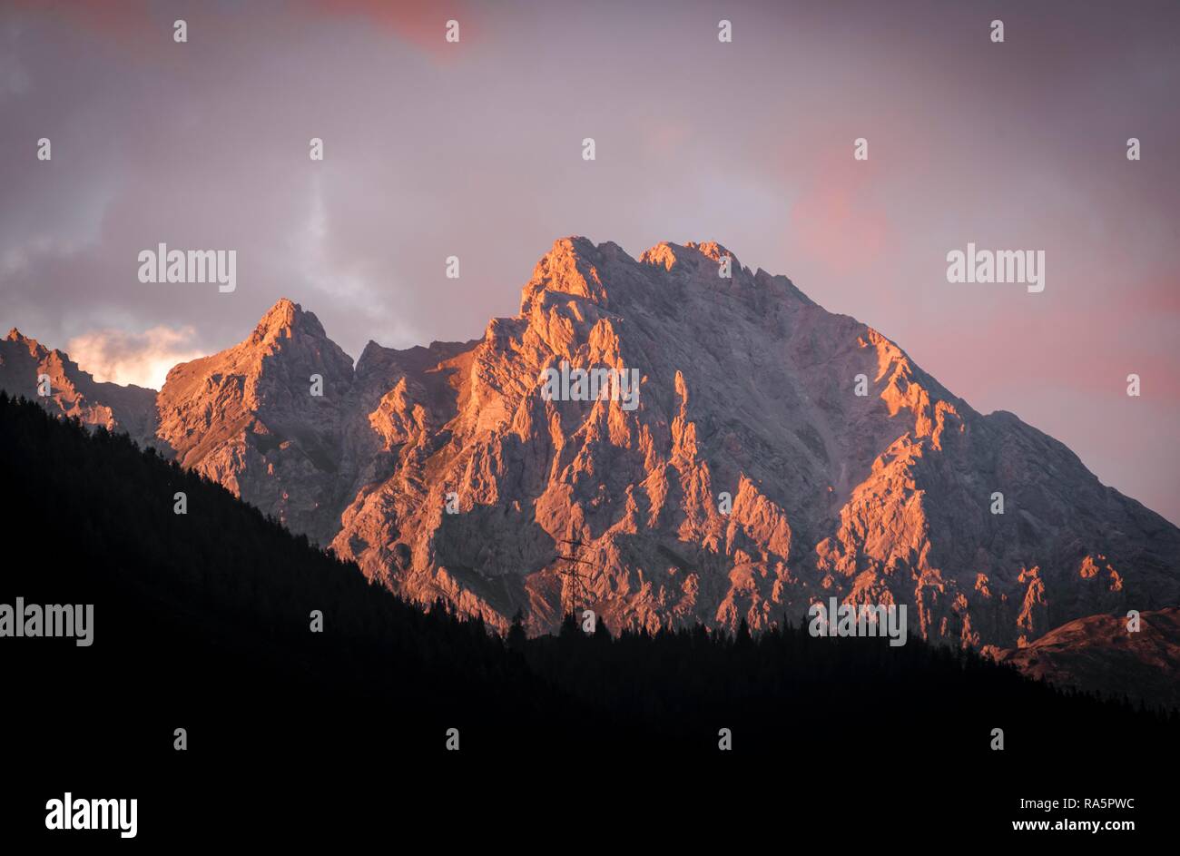 Tyrolean alps hi-res stock photography and images - Alamy