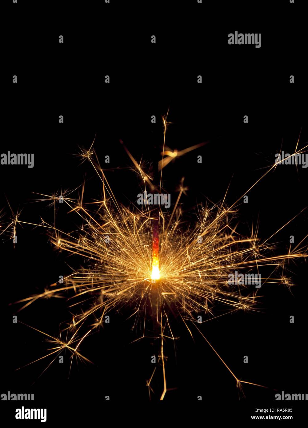 Sparkler hot hi-res stock photography and images - Alamy