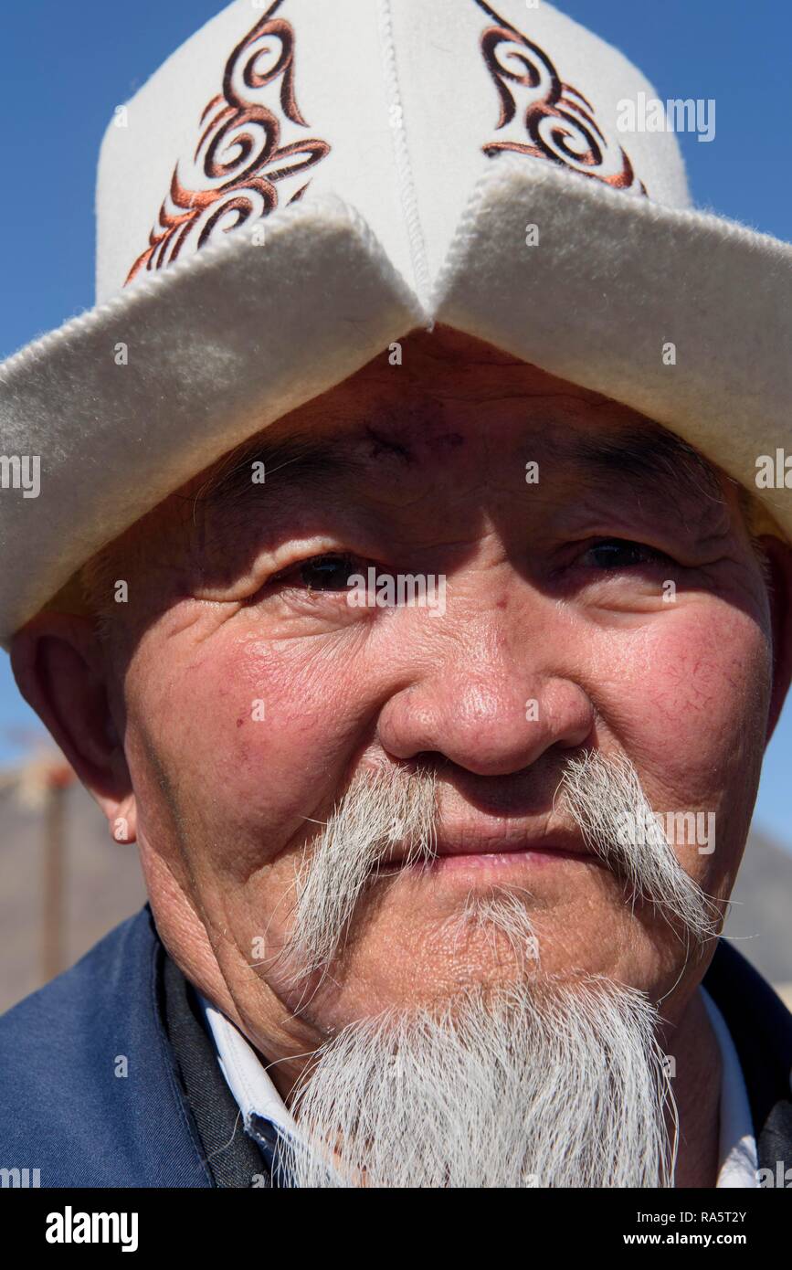 Asian man 55 years hi-res stock photography and images - Alamy