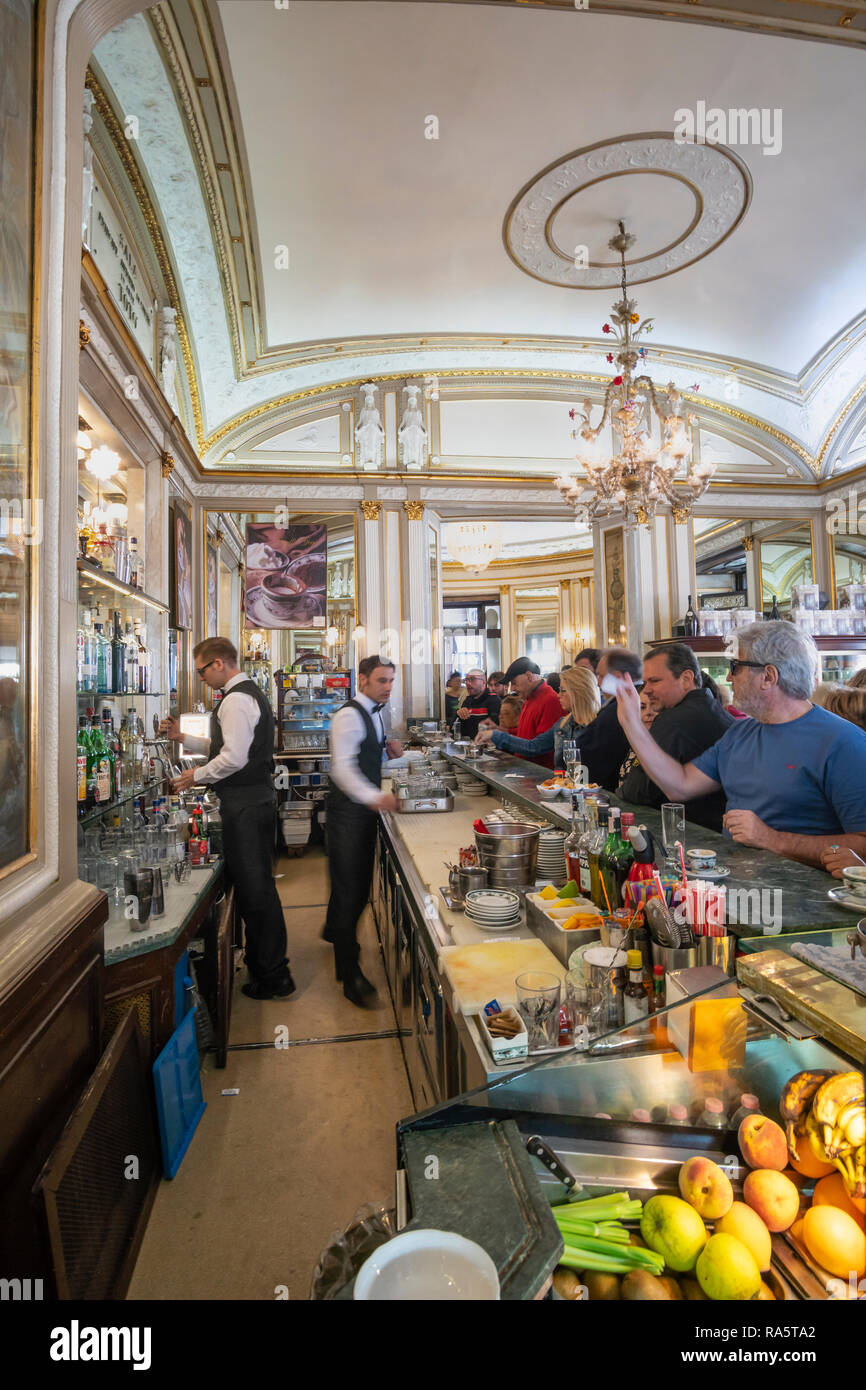 Gran caffè gambrinus naples hi-res stock photography and images - Alamy