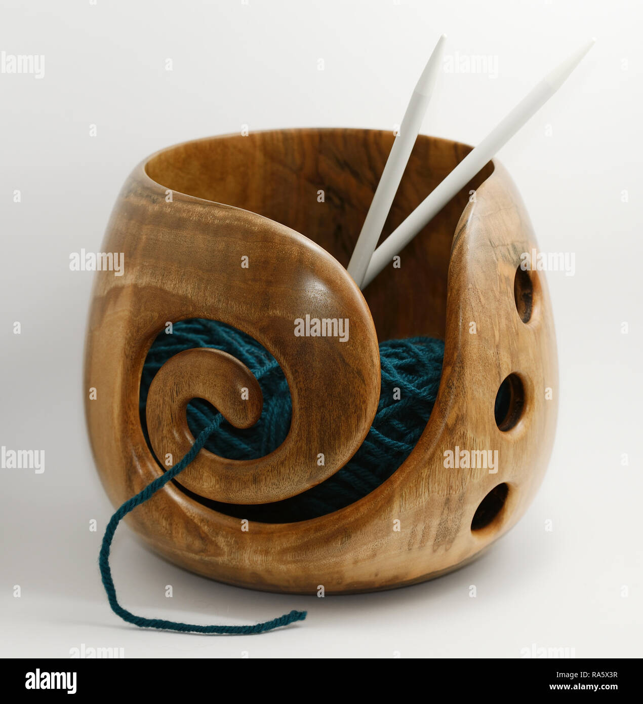 Yarnbowl hi-res stock photography and images - Alamy