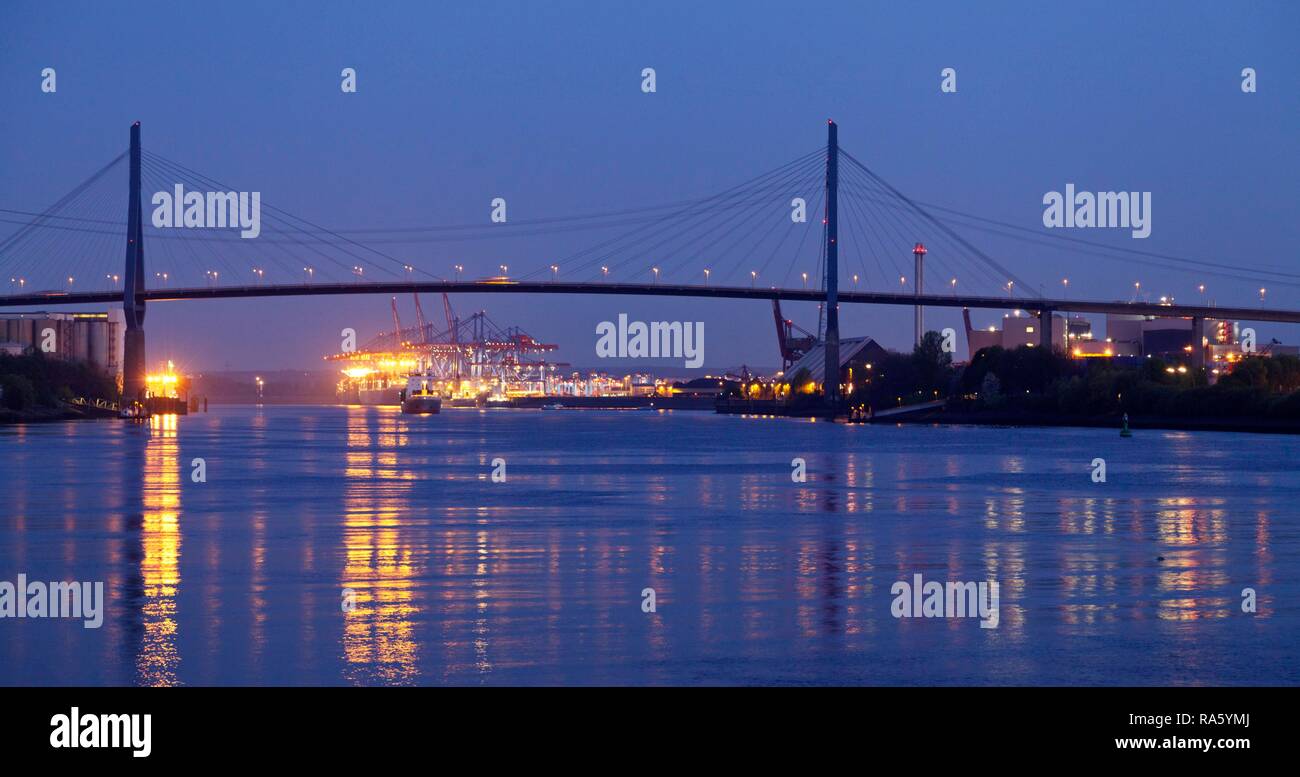 Koehlbrandbruecke bridge in the evening light, Neuhof, Hamburg, Hamburg ...