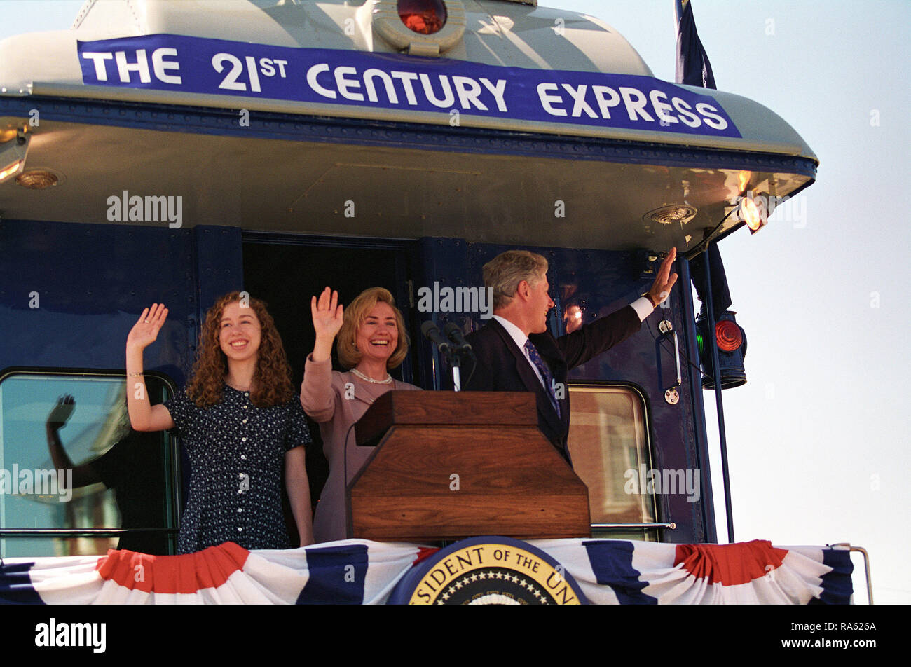8/25/1996 Photograph of President William Jefferson Clinton, First Lady ...