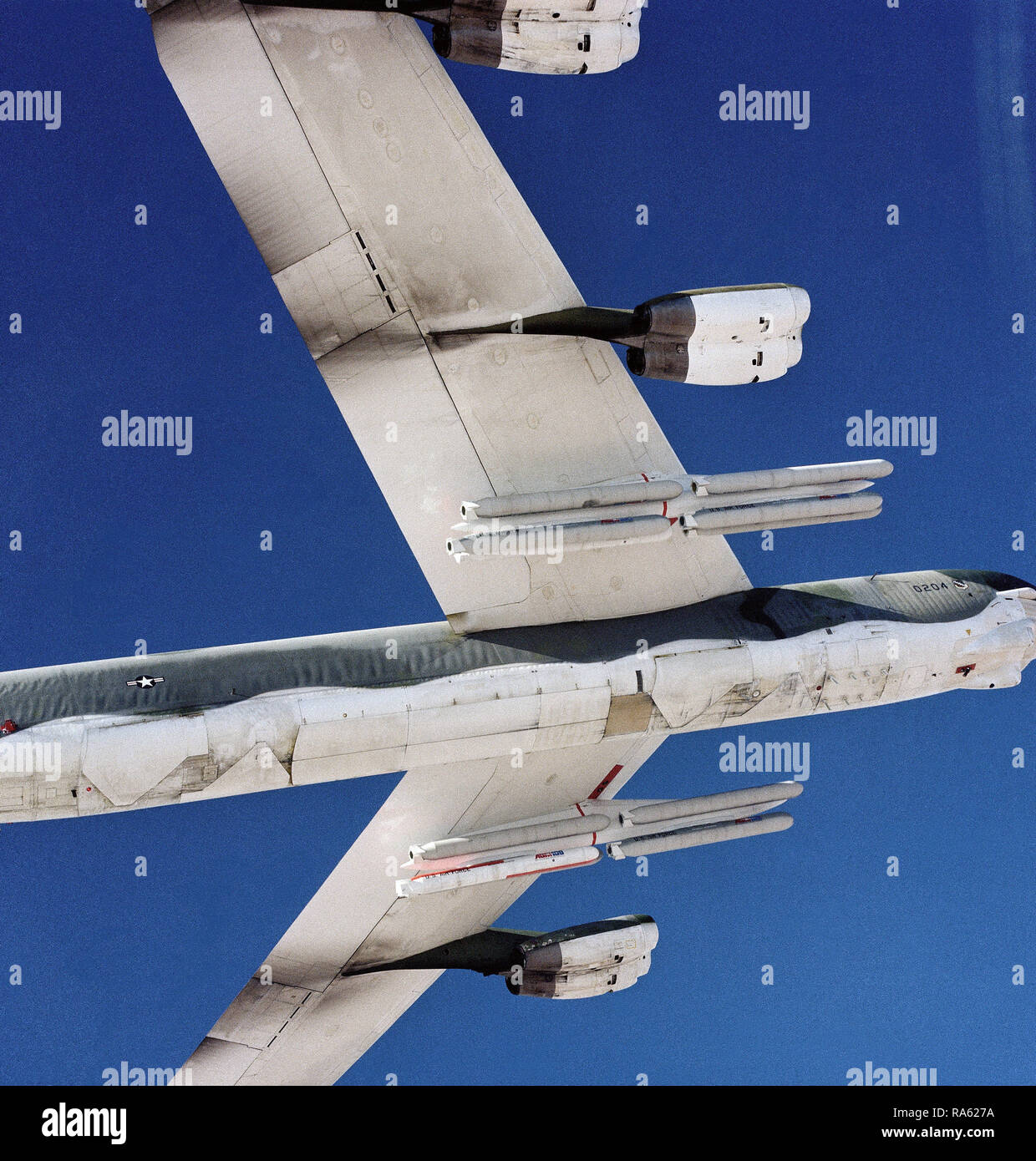 Agm 109 tomahawk missile hi-res stock photography and images - Alamy