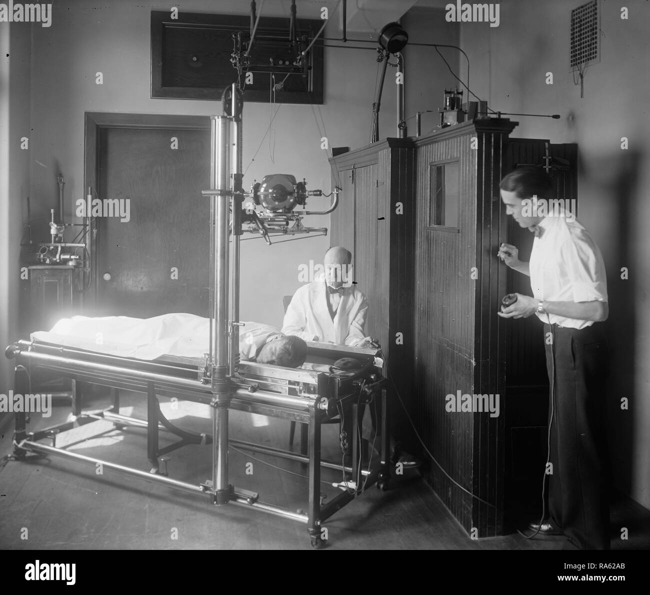 Early 1900s hospital interior Black and White Stock Photos & Images - Alamy