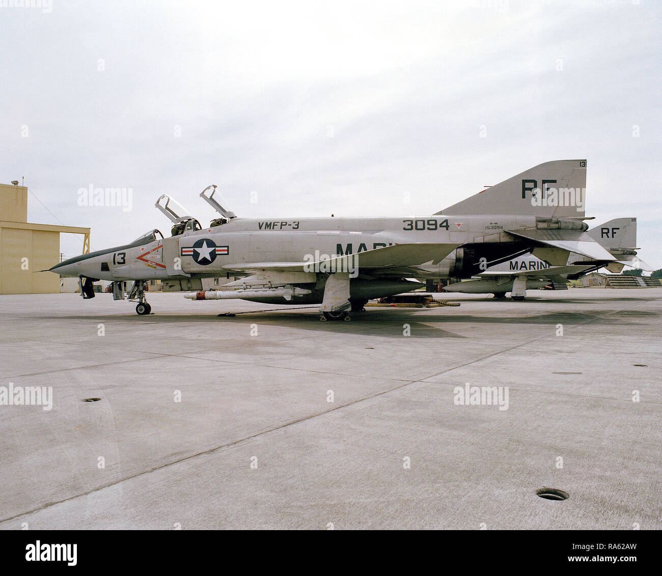 1978 - A left side view of an RF-4B Phantom II aircraft on the flight ...