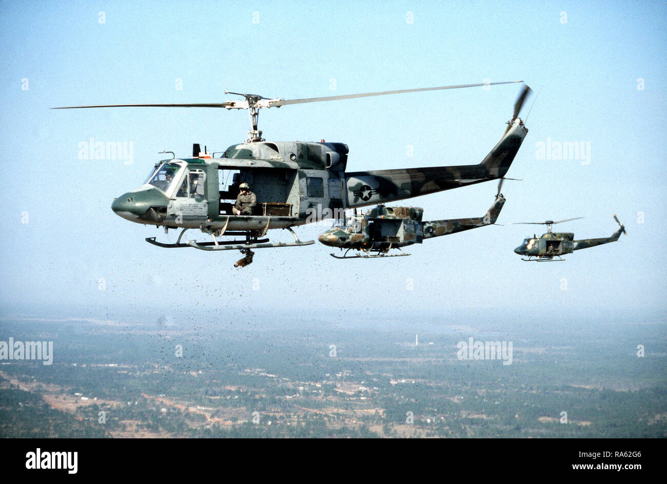 Uh 1n hi-res stock photography and images - Alamy