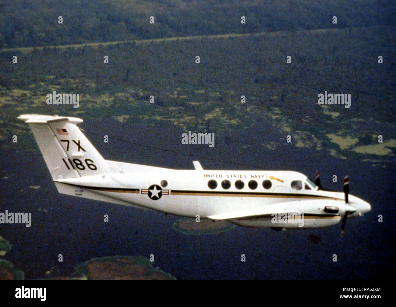 Uc 12b transport aircraft hi-res stock photography and images - Alamy