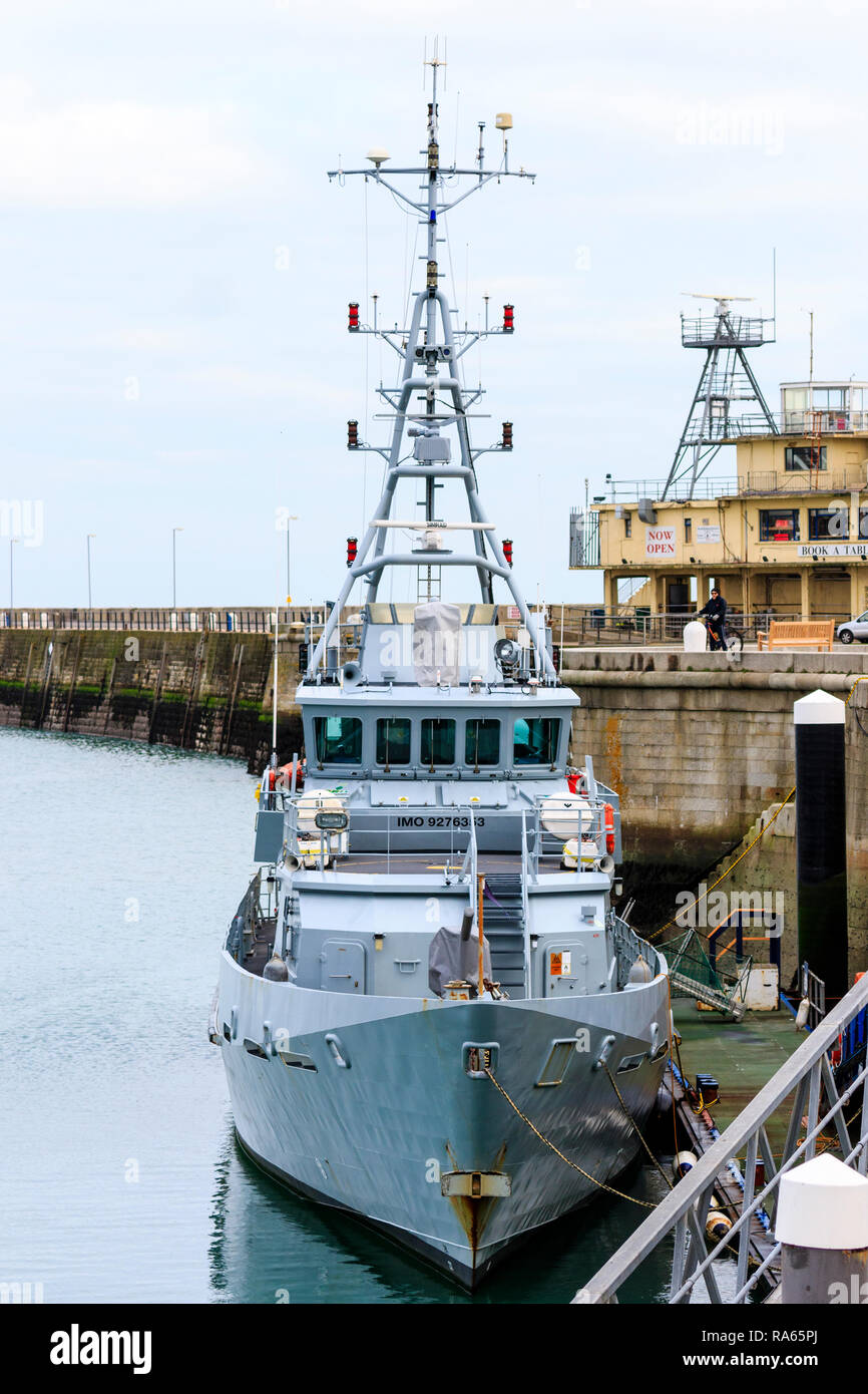 Uk border patrol boat hi-res stock photography and images - Alamy
