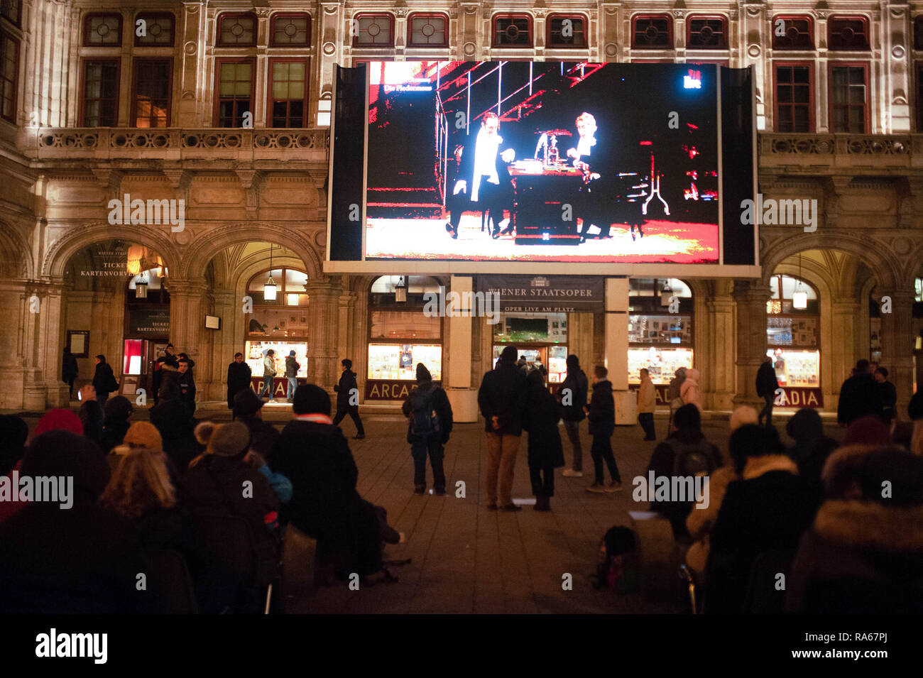 Vienna, Australia. 31st Dec, 2018. People are seen celebrating the New ...