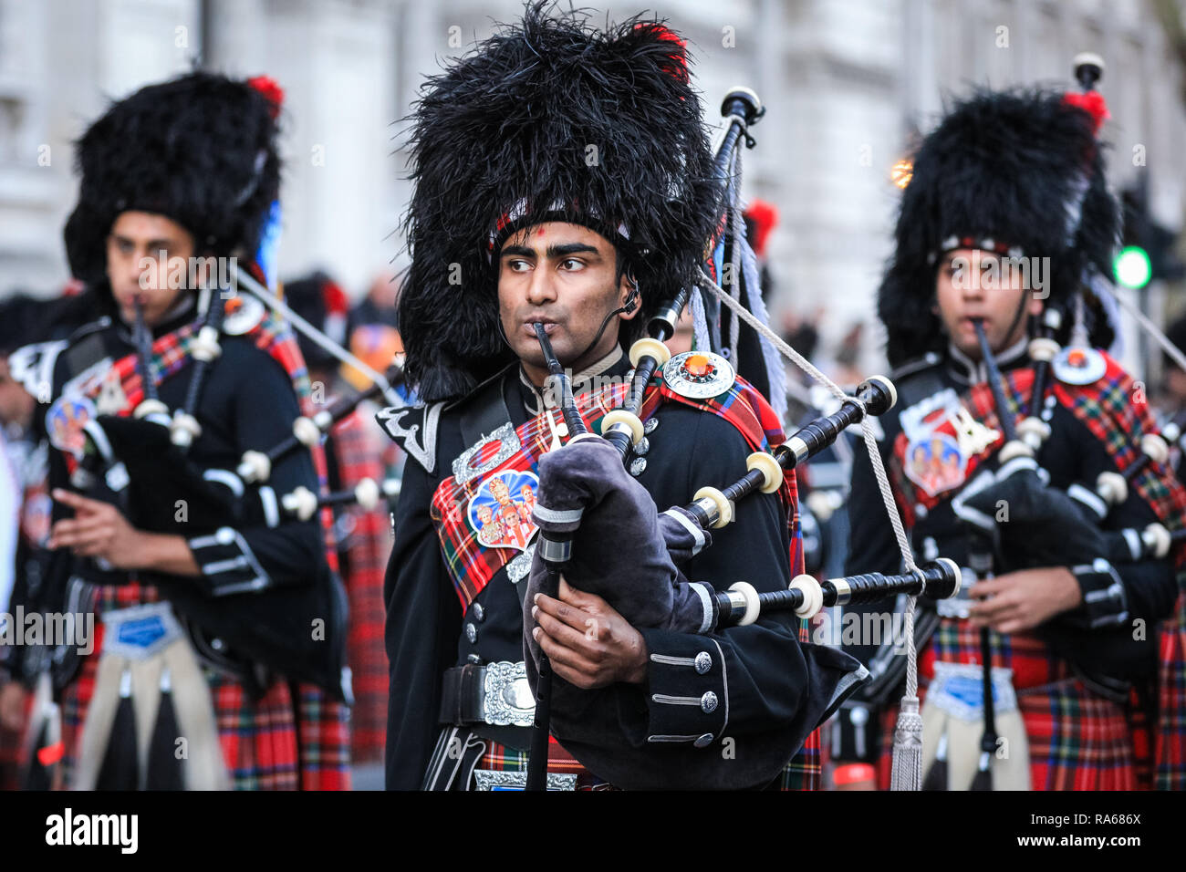 London, 1st Jan 2019. The Shree Muktajeevan Swamibapa Pipe Band ...