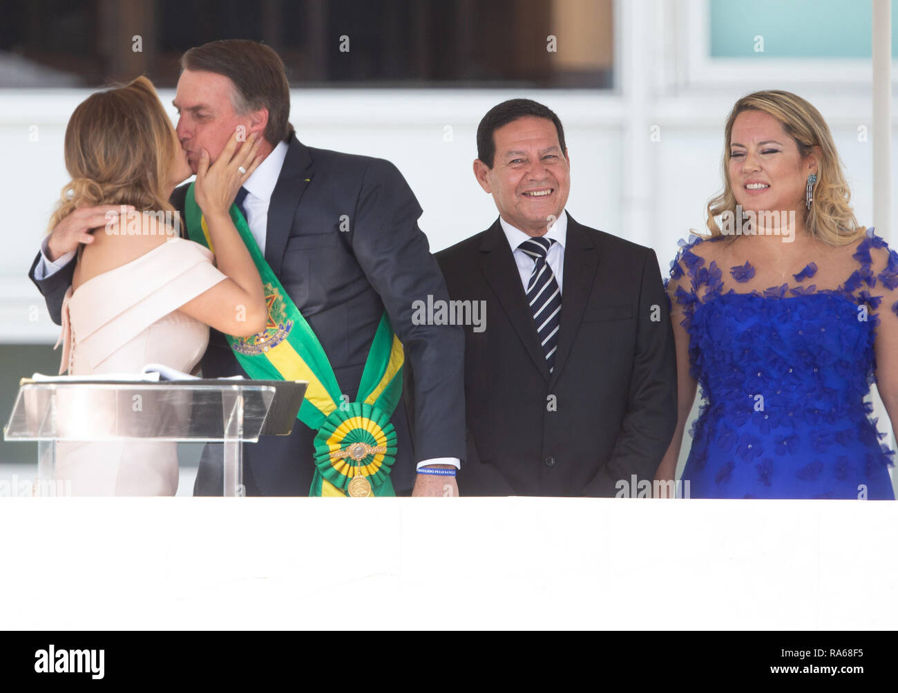 Brasilia, Brazil. 1st January, 2019. President Jair Bolsonaro kisses ...