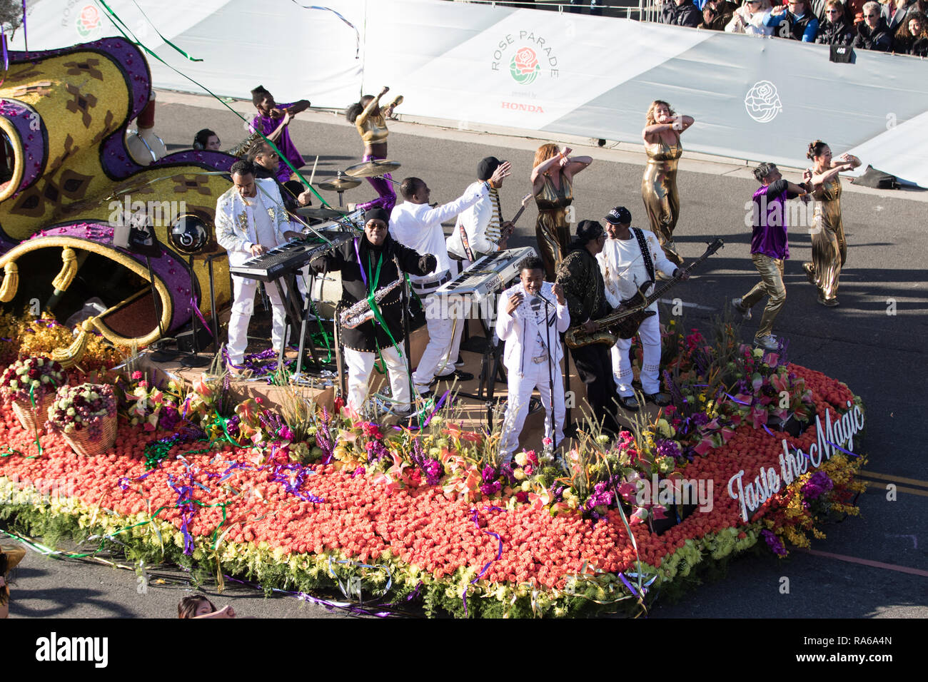 Pasadena, California, USA. 1st January 2019. Kool and the Gang perform ...