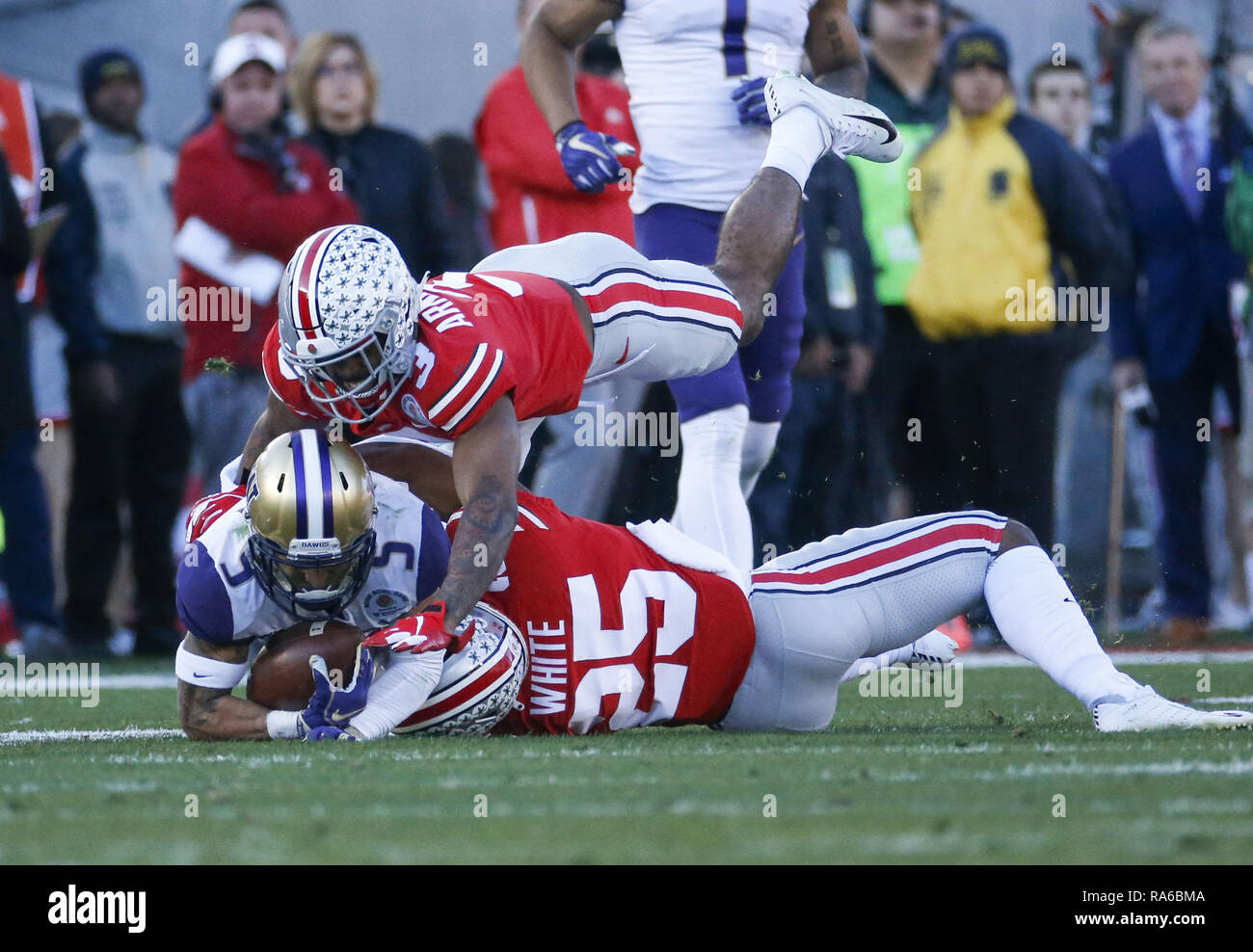 Arnette hi-res stock photography and images - Alamy