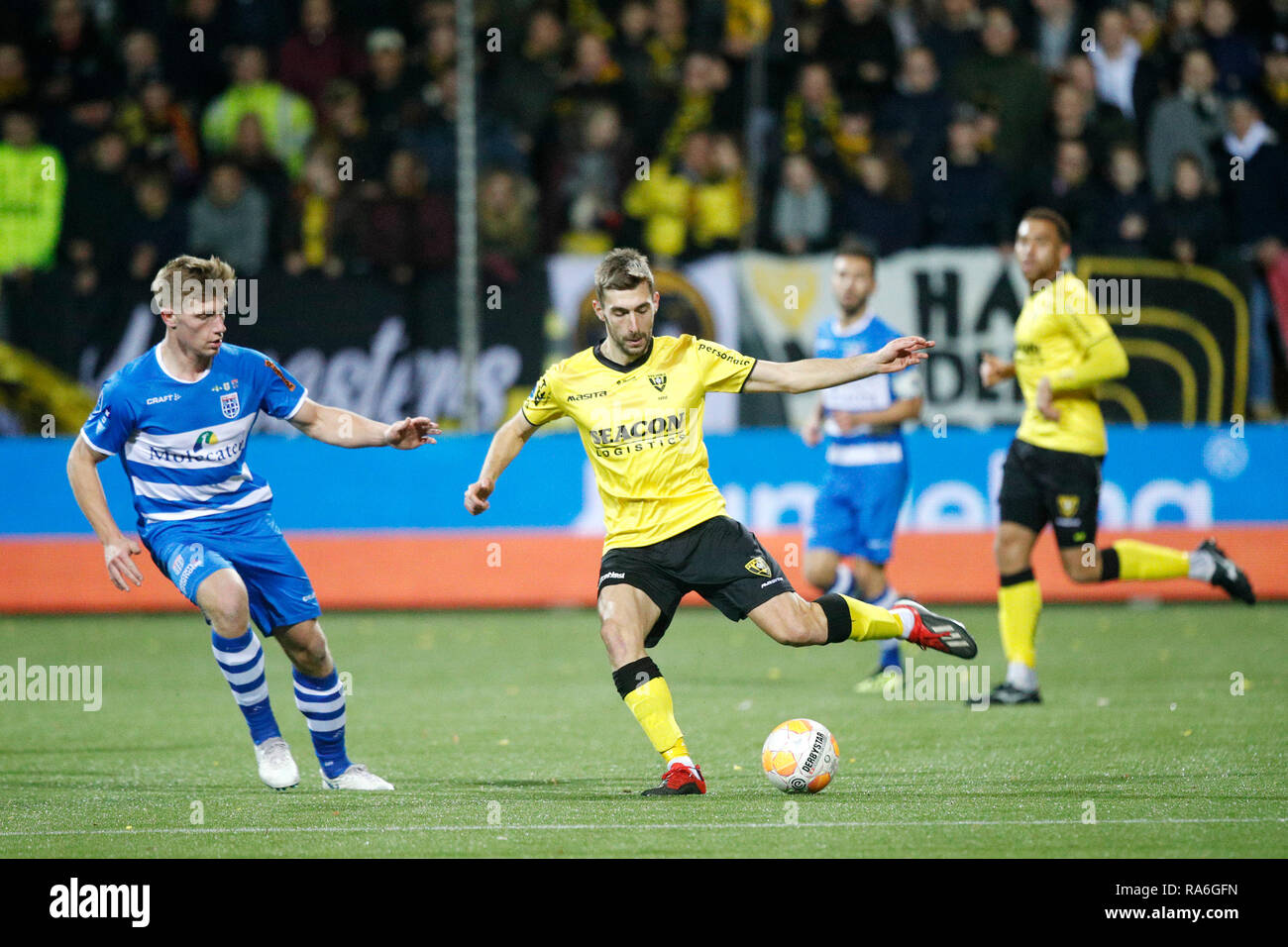 VENLO, VVV Venlo - PEC Zwolle, 21-12-2018 football, Dutch Eredivisie ...