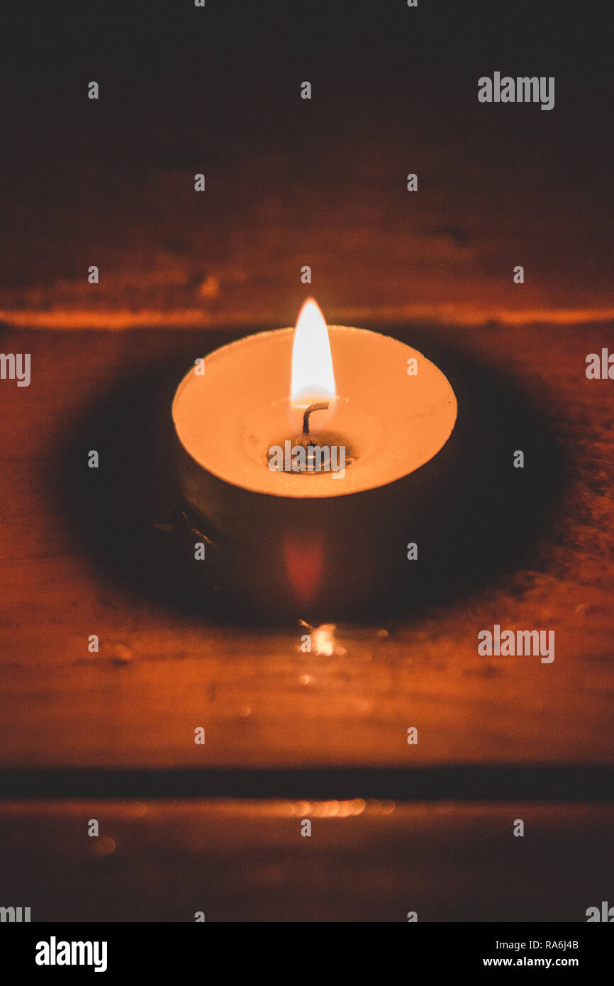 Candle on wood hi-res stock photography and images - Alamy