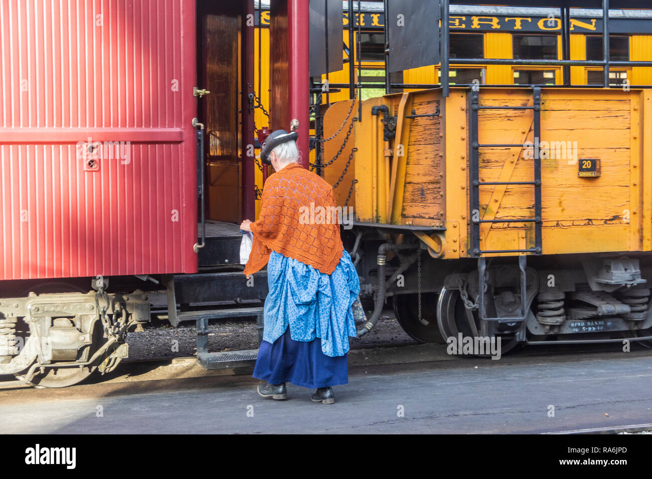 Durango to Silverton Narrow Gauge Railroad - train ride from Durango to ...
