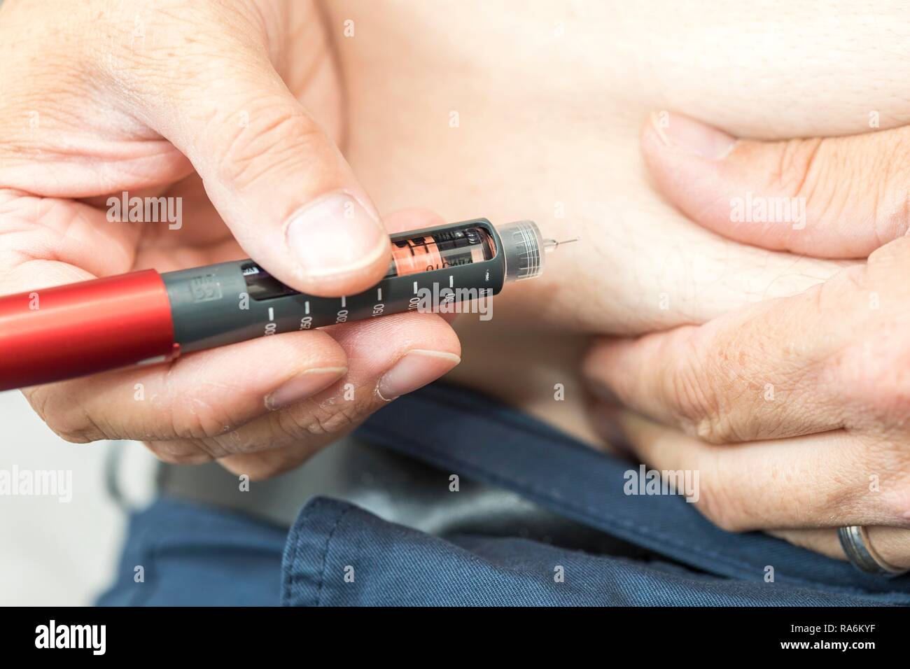 Diabetes, insulin pen, injection of insulin with an injector, where you ...