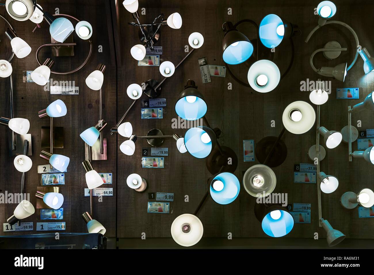 Store with lamps hi-res stock photography and images - Alamy