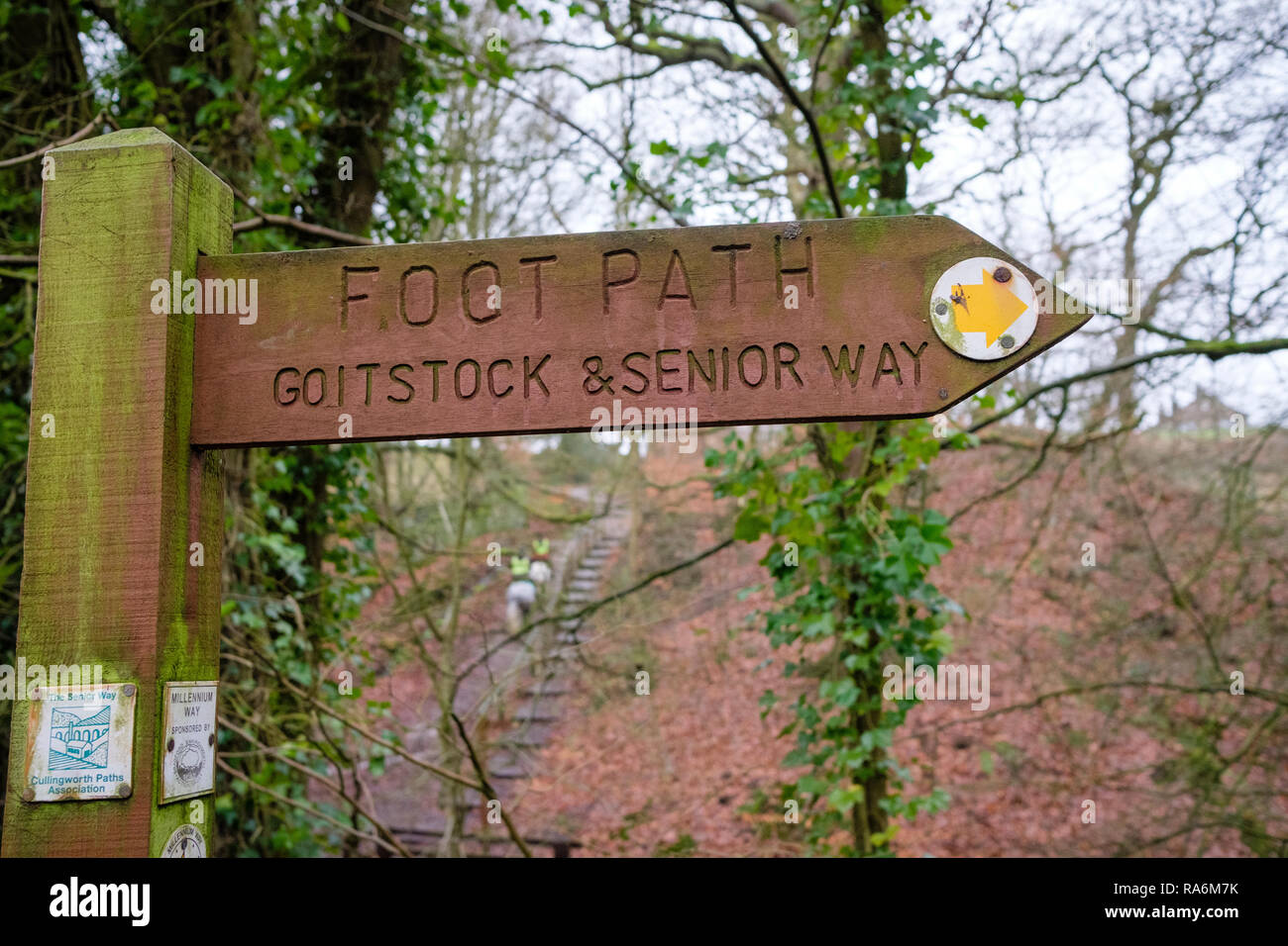 Footpath Sign pointing to Goit Stock Falls and the Senior way, Harden ...