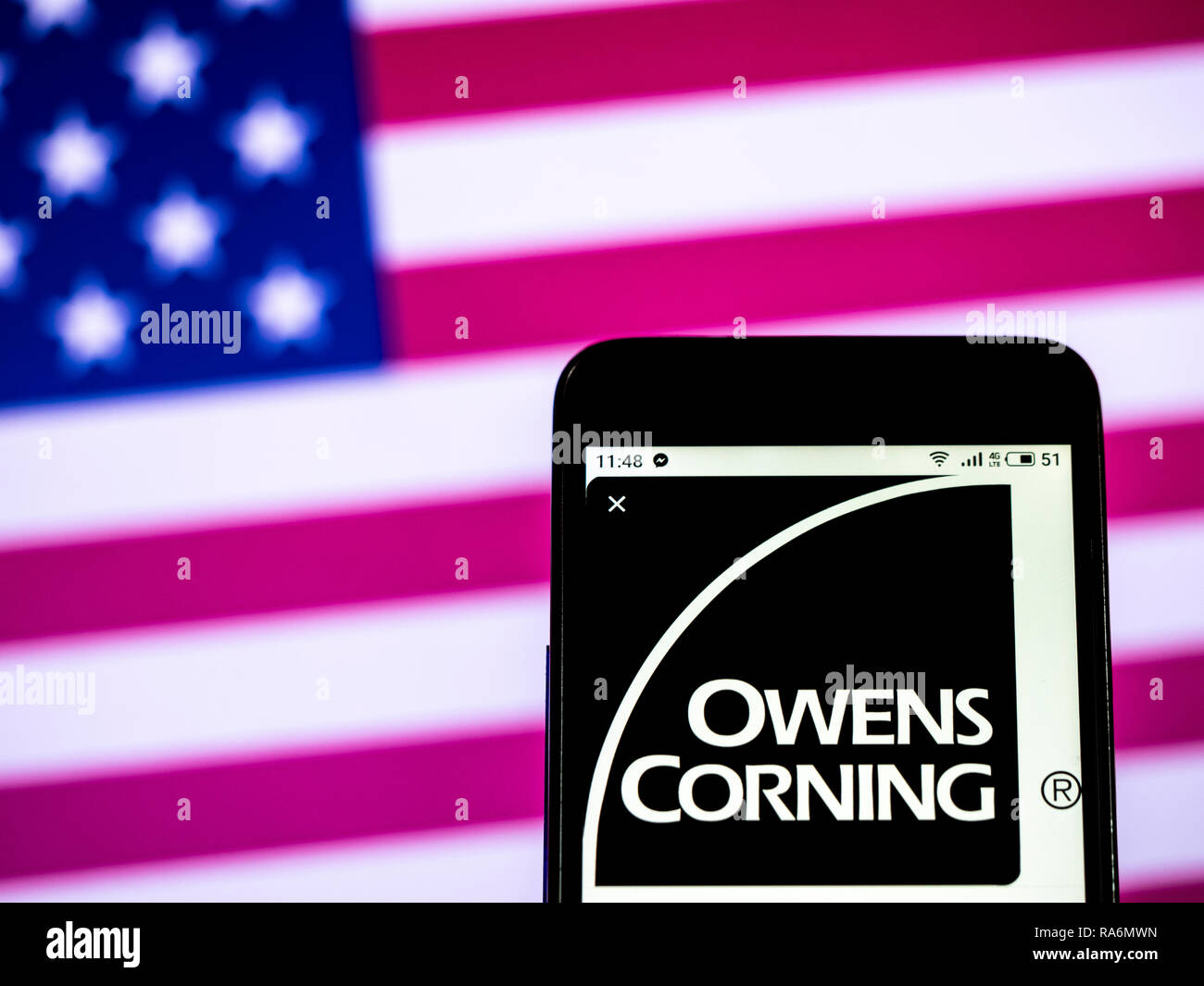 Owens corning logo hi-res stock photography and images - Alamy