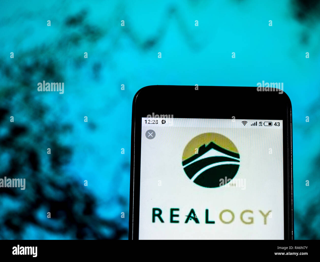 Real estate company logo hi-res stock photography and images - Alamy