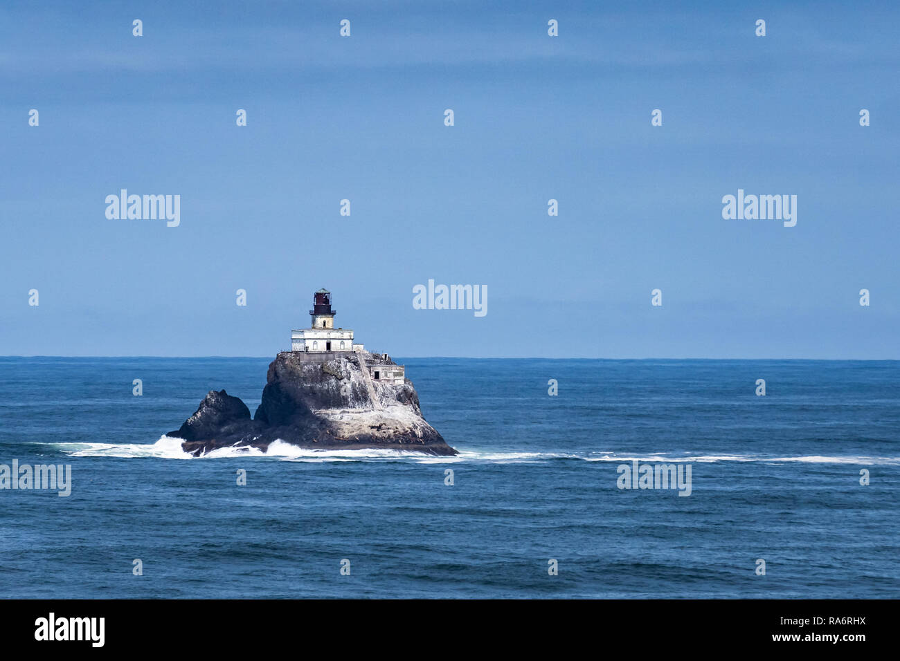 Tillamook lighthouse, Ecola Point, Pacific Coast, Cannon Beach, Seaside ...