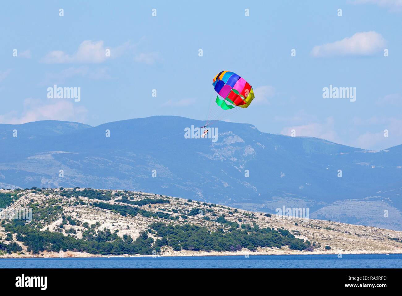 Parasailer hi-res stock photography and images - Alamy