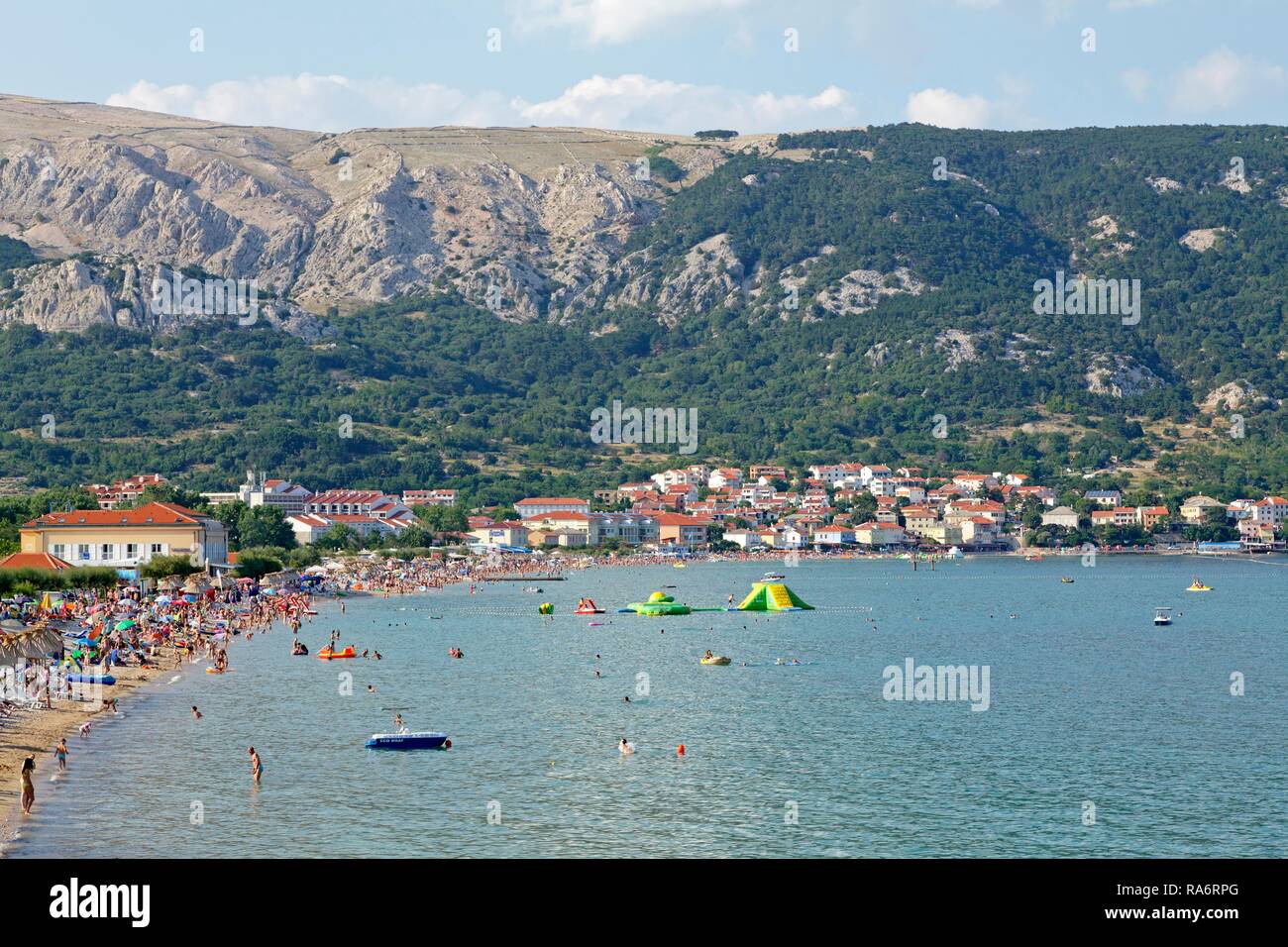 Bay with a beach, Baska, Kvarner Gulf, Croatia Stock Photo - Alamy