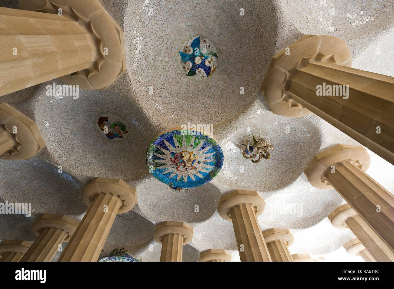 The ceiling of the Hall of Hundred Columns decorated with colourful ...