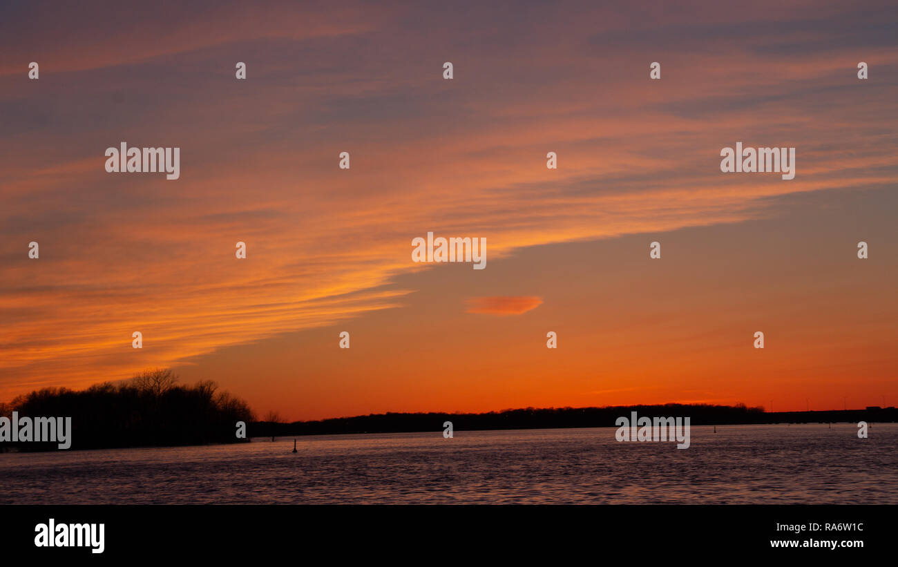 Sunset in beaconsfield, Canada Stock Photo - Alamy